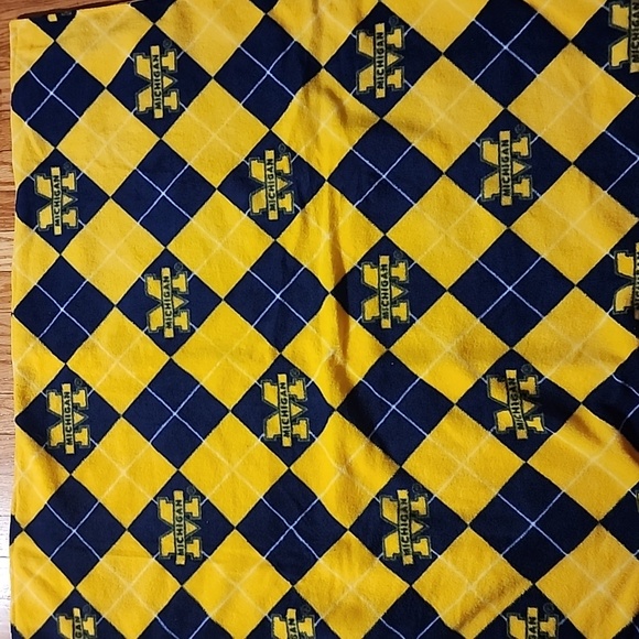Bedding | University Of Michigan Blanket | Poshmark